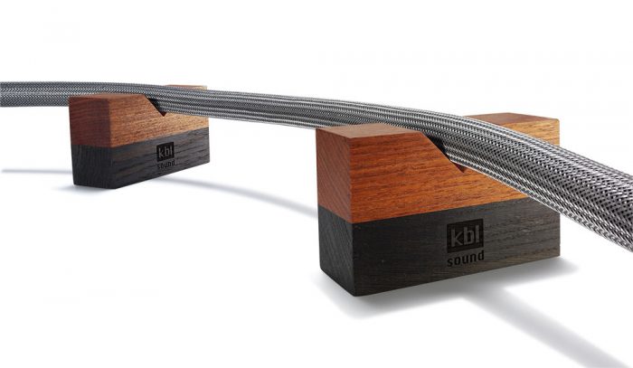 Cable Stands - יניב לוינסון